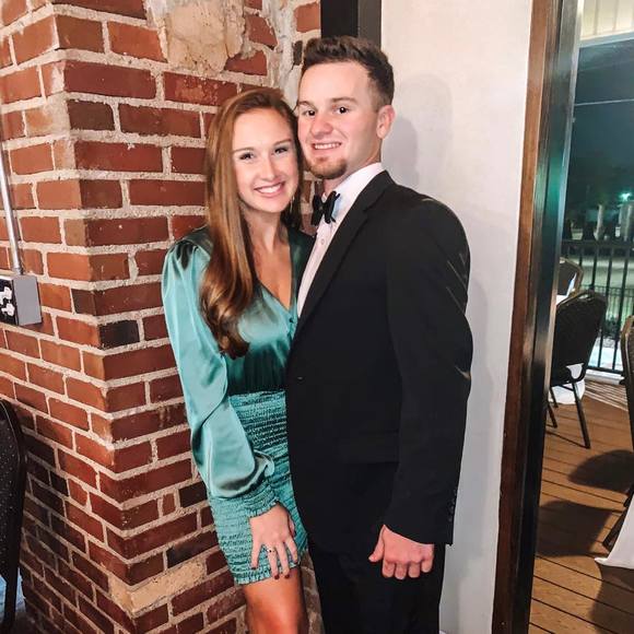 Carolyn barrett's Closet (@carolynbarrett1) | Poshmark